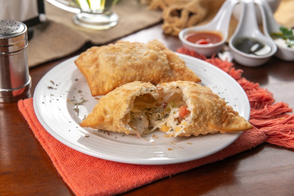 Pastel Napolitano (mini) – Pastelaria Marília de Dirceu